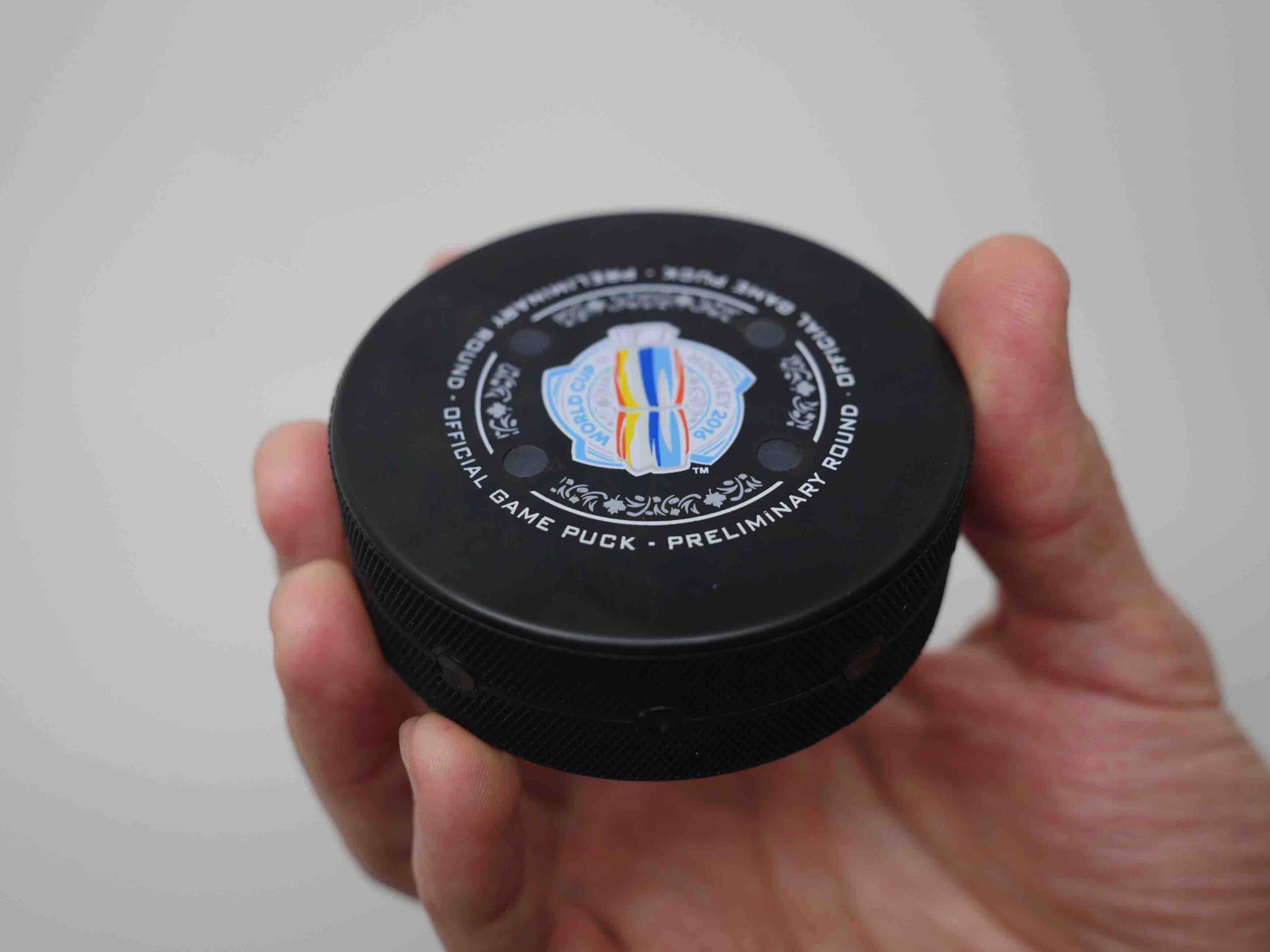 SMT Smart Hockey Puck | 219 Design